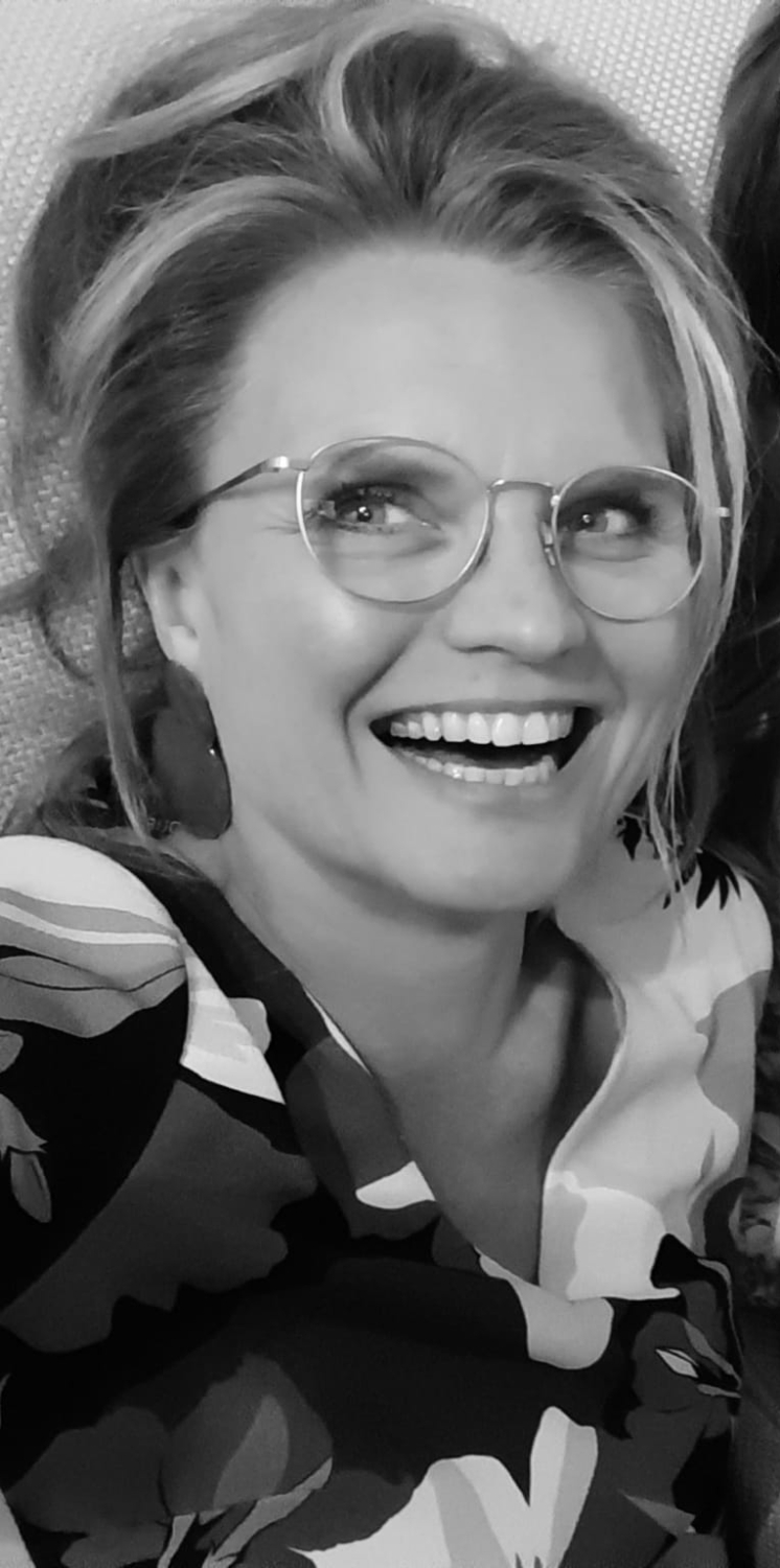 Stylish secondhand voor dames en kinderen - Tweedehands dameskleding en ...