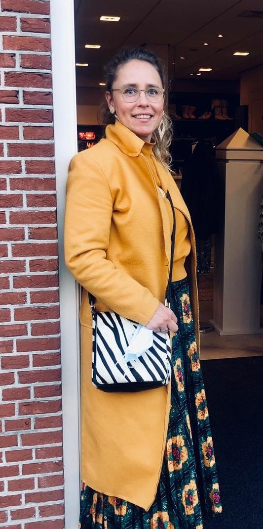 Stylish secondhand voor dames en kinderen - Tweedehands dameskleding en ...